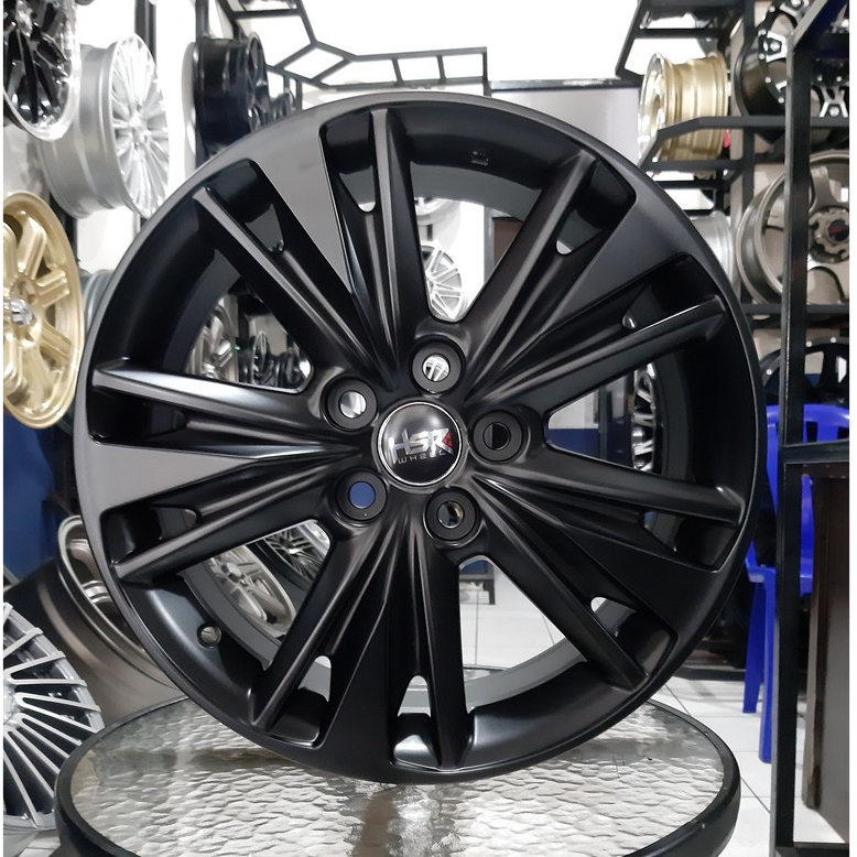 Jual Velg Mobil Innova Venturer R17 HSR Simba Racing Black | Shopee ...