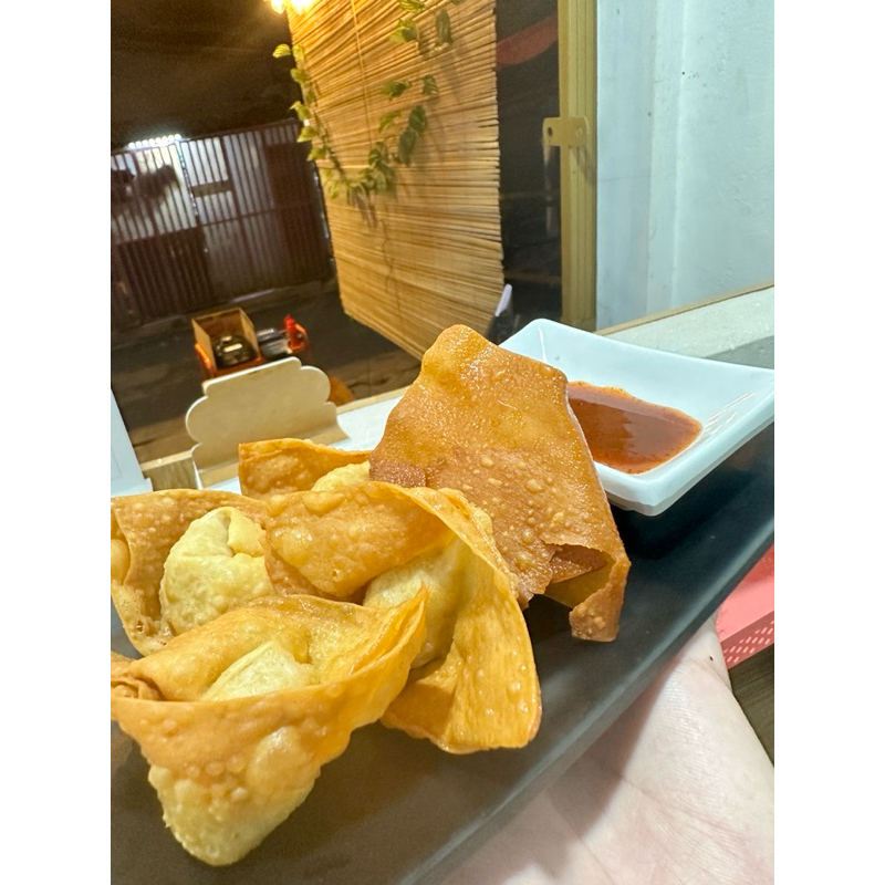 Jual Pangsit Ayam Goreng + Saus Lava ( Cocok di buat Pangsit Goreng ...