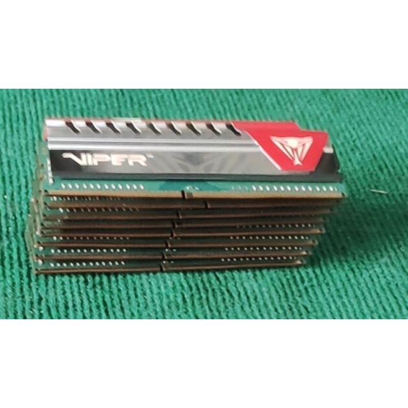 Jual Ram ddr4 patriot viper 4Gb 2400Mhz (7pcs) | Shopee Indonesia