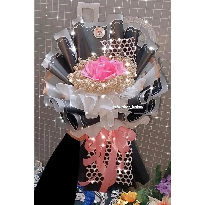Jual Pembuatan Bucket Bunga Aesthetic 1 (Bunga kering) | Shopee Indonesia
