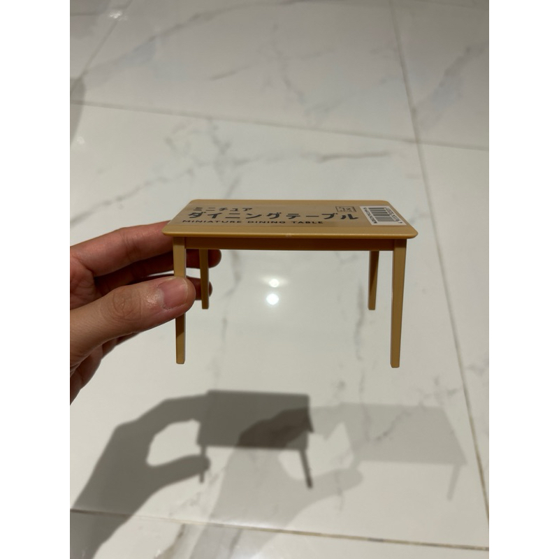Jual Miniatur dining table and chair | Shopee Indonesia