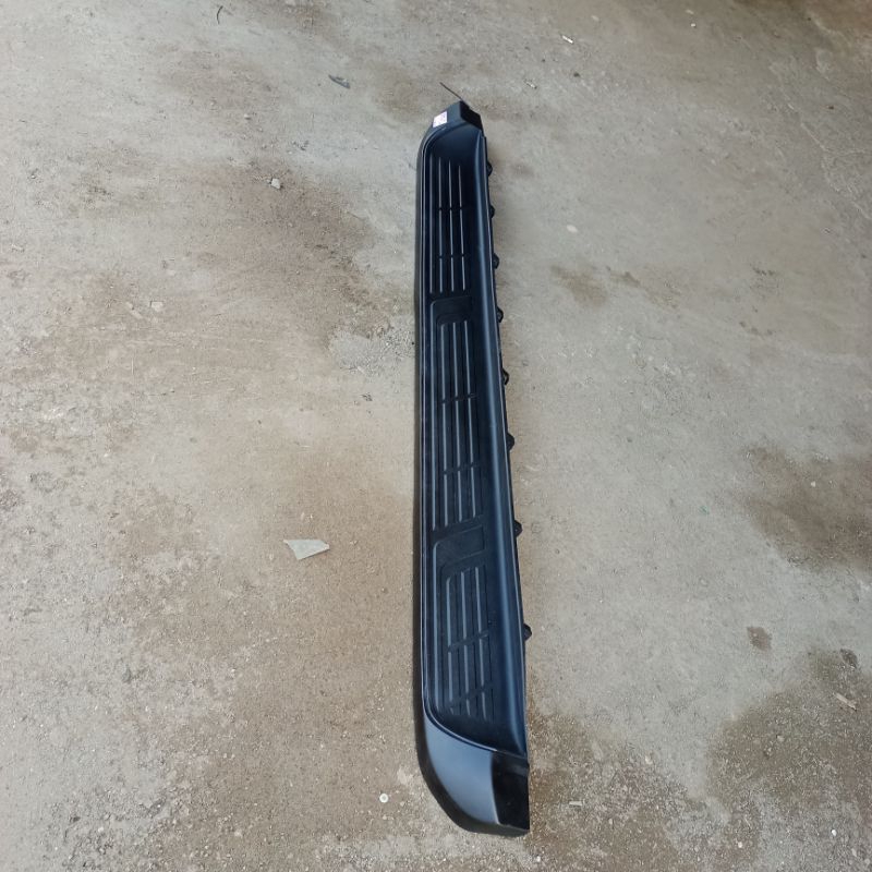 Jual cover injakan foot step kiri Fortuner vrz | Shopee Indonesia