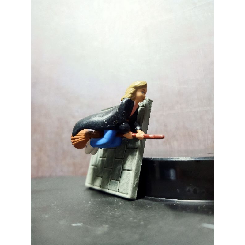Jual Figure Mini Harry Potter Character Hermione Granger Flying ...