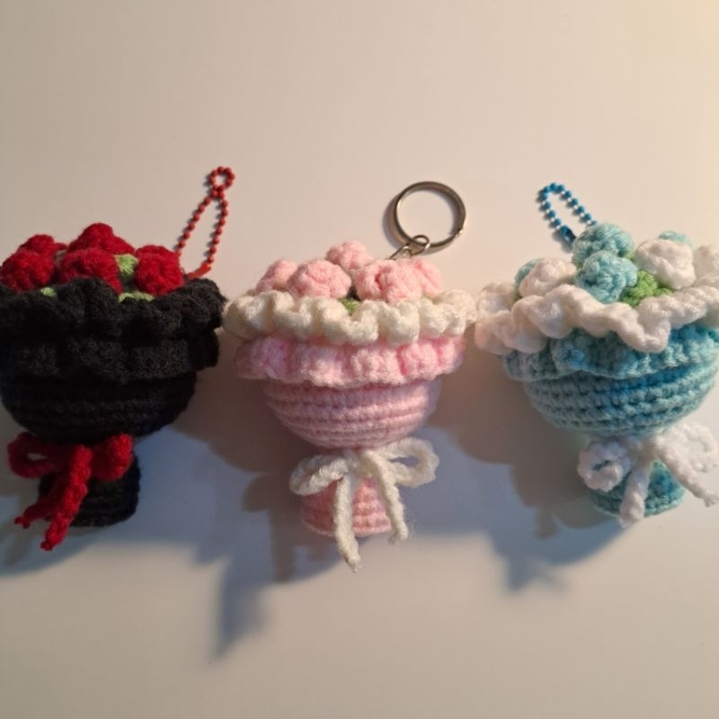 Jual Mini Crochet Bouquet Flowers Keychain / Bouquet Bunga Rajut ...