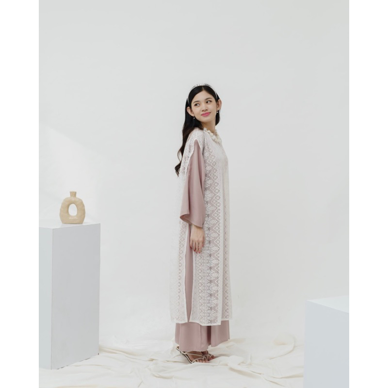 Jual Hollingberry - Hiba Long Vest Outer Brukat (Outer Only) Raya ...