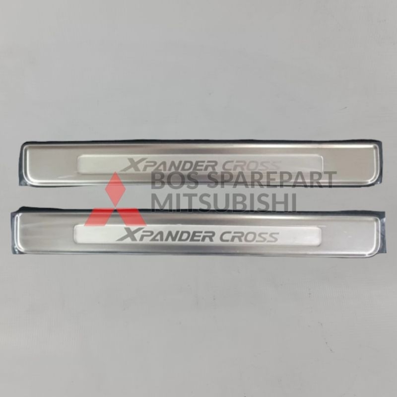 Jual SILL PLATE / SCUFF PLATE GARNIS PINTU XPANDER CROSS ORIGINAL ...