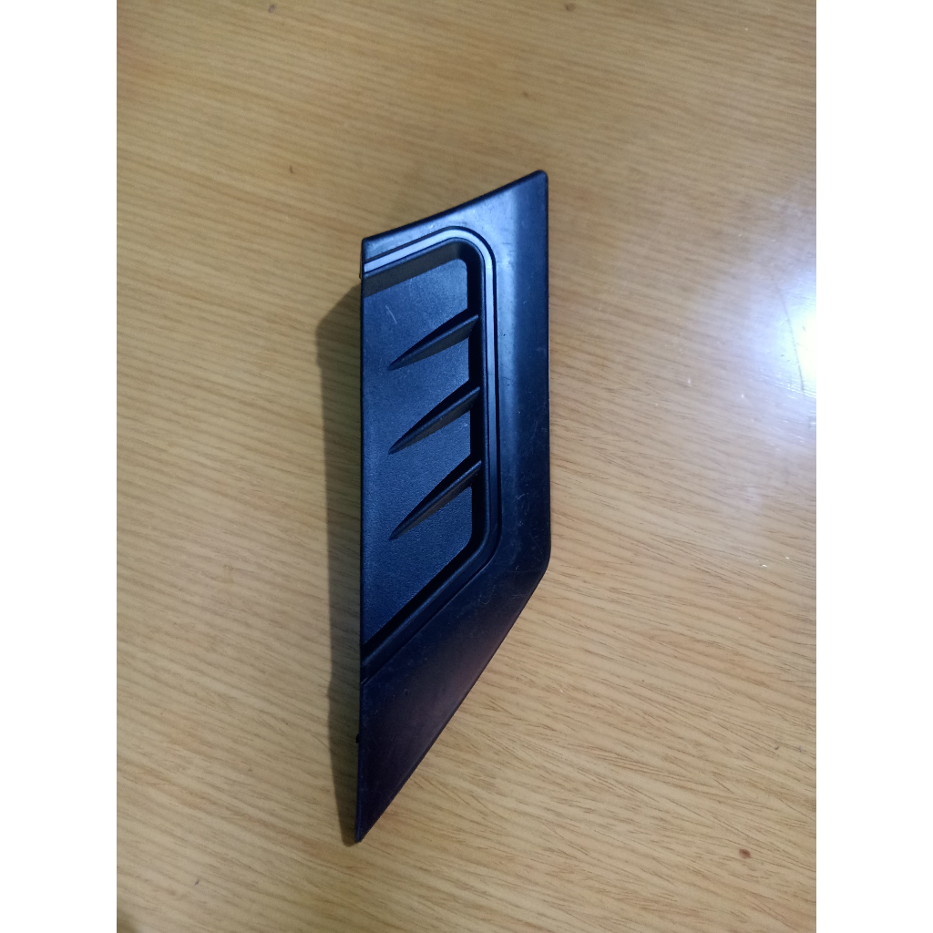 Jual Kisi Bumper Spakboard Xenia Original Genuine ( Kanan ) | Shopee ...