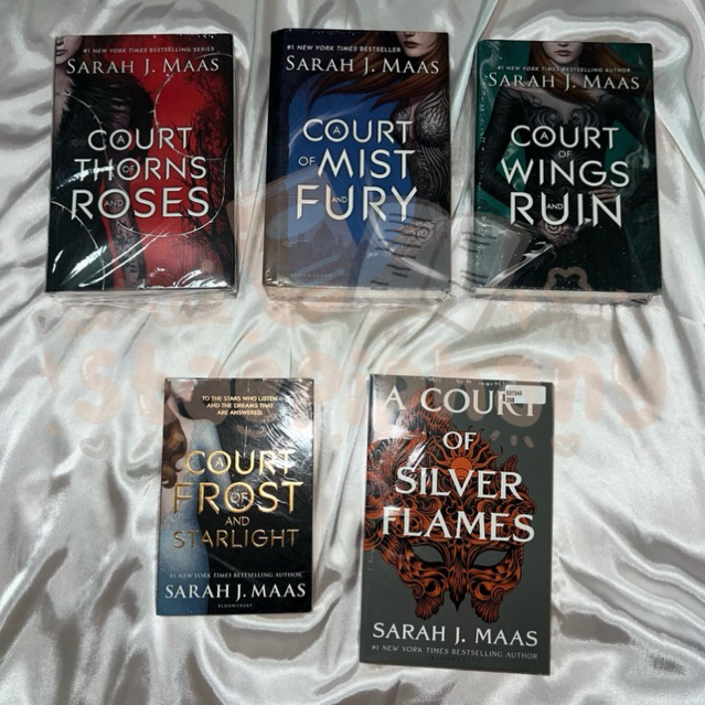 Jual A Court of Thorns and Roses Series (A Court of Thorns and Roses; A Court of Mist and Fury ...