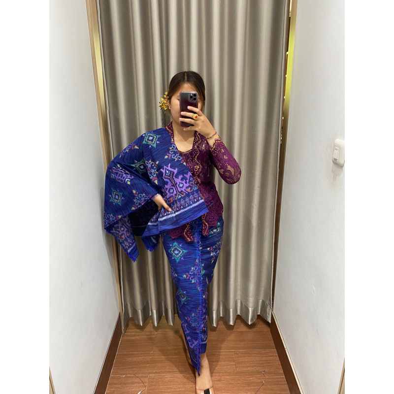 Jual tenun endek double ikat bali warna biru gringsing | Shopee Indonesia
