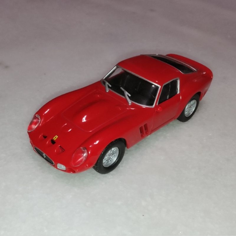 Jual hot wheels ferrari 250 gto merah red 1/43 detail velg 3d bagus ...