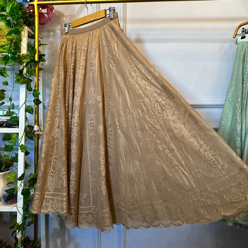 Jual Youngmoodis rok brokat import vintage skirt brocade | Shopee Indonesia