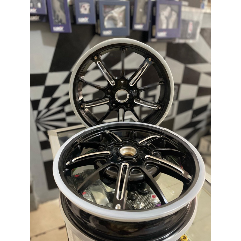 Jual Velg Cnc Unbrand Model Drag Rims Black Vespa Sprint Primavera S LX ...