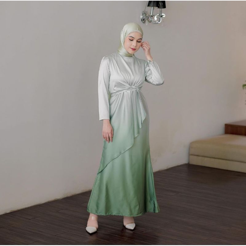 Jual CHAVA DRESS SILK GRADASI II by Dippew | Shopee Indonesia