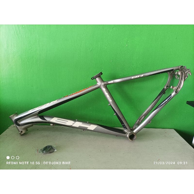 Jual Frame BH Peak | Shopee Indonesia
