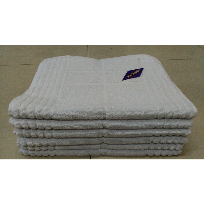 Jual READY!! keset kaki merk invicta. keset kaki putih polos. keset ...