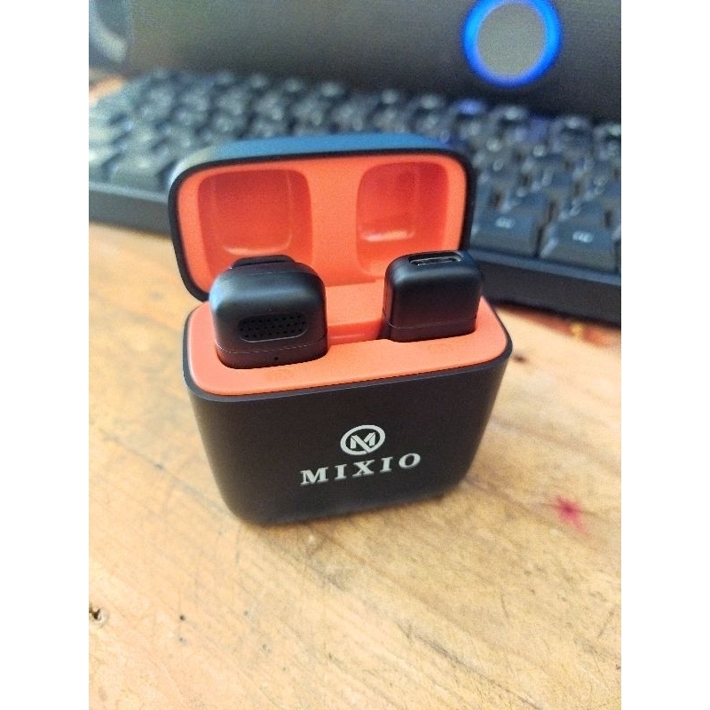 Jual Mixio W11 Microphone Wireless Preloved | Shopee Indonesia