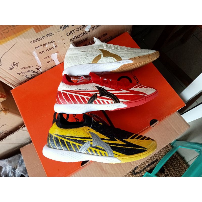 Jual Sepatu Futsal Original Ortuseight CATALYST Liberte Infinity IN ...