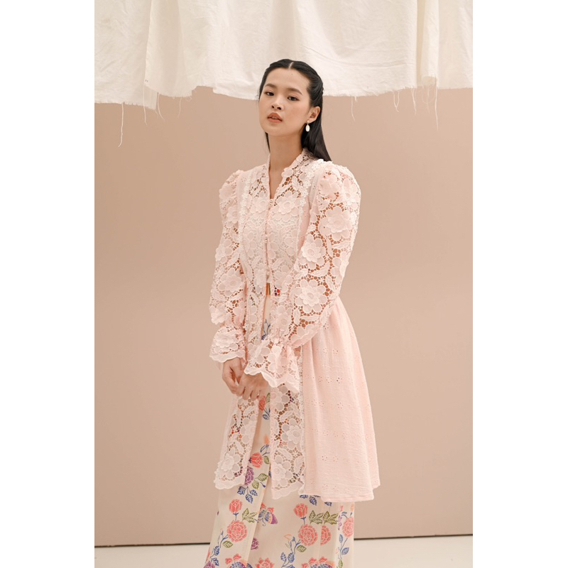 Jual JALEELA - ZANEYA TOP (OUTER ONLY) - (INNER NOT INCLUDED) (KEBAYA ...