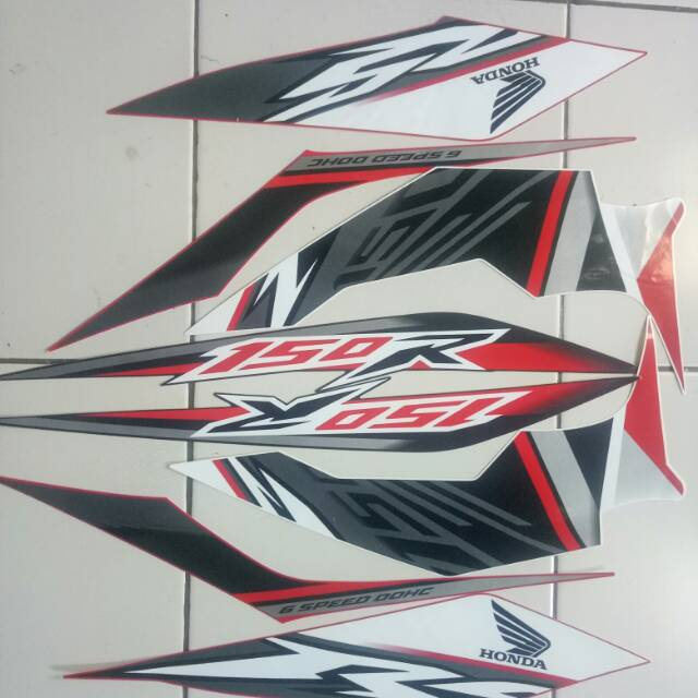 Jual stiker striping honda sonic rs 2019 hitam merah | Shopee Indonesia