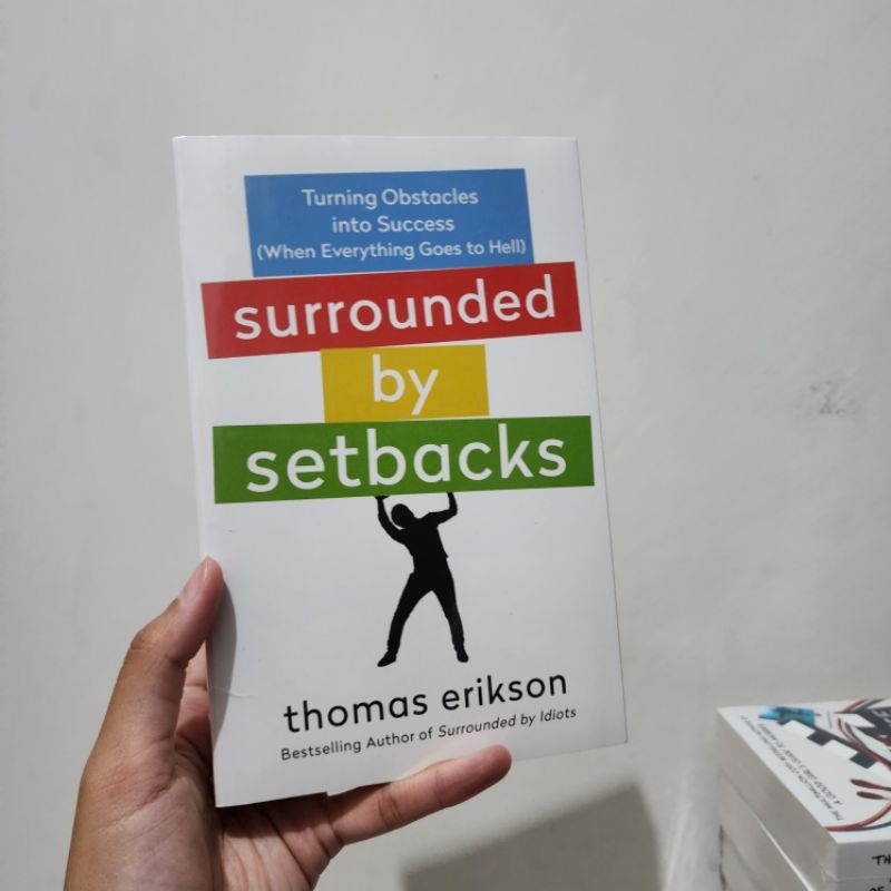 Jual Surrounded by setbacks - Thomas Erikson (PB) | Shopee Indonesia
