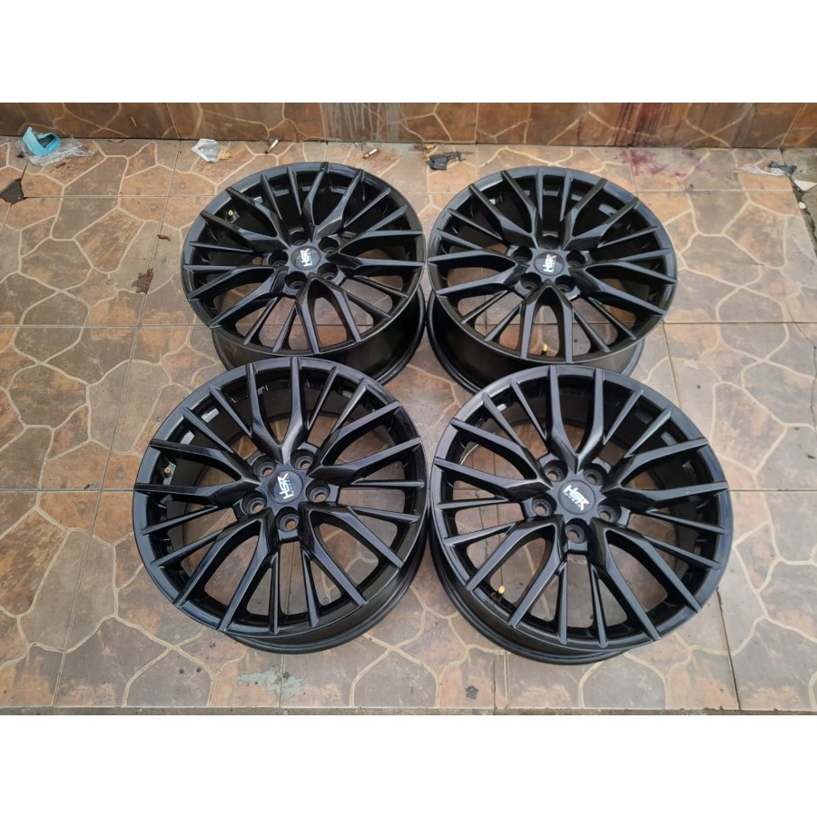 Jual VELG MOBIL HSR LONDON R18X7 PCD 5X114 ET45 CAMRY INNOVA RUSH ...