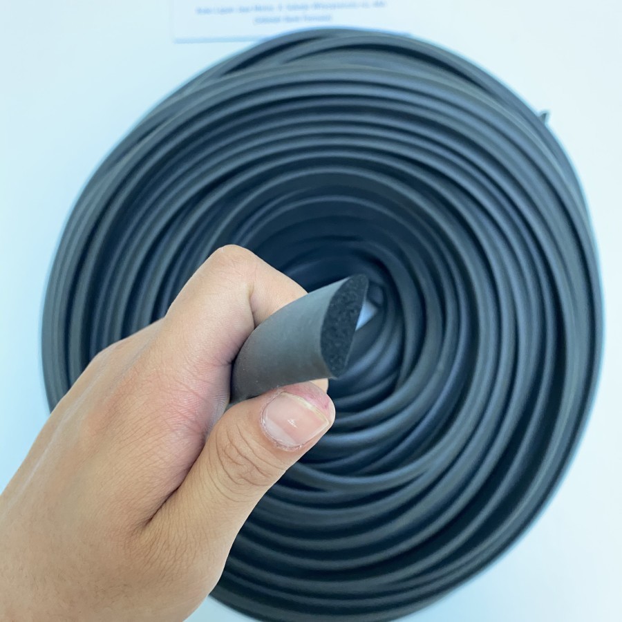 Jual Karet List D Spon Setengah Lingkaran Peredam Pintu 5x11mm 5x12mm ...