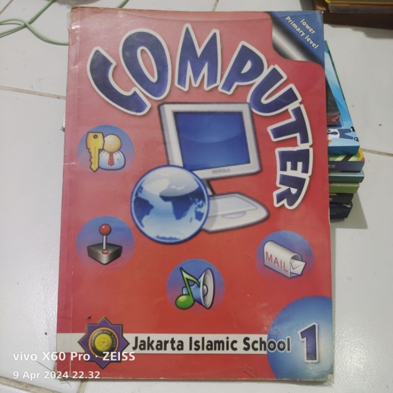 Jual BUKU COMPUTER LOWER PRIMARY LEVEL 1 JAKARTA ISLAMIC SCHOOL ...