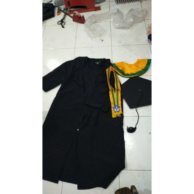 Jual Baju Wisuda SMA Toga Wisuda SMA ready stock!!! | Shopee Indonesia