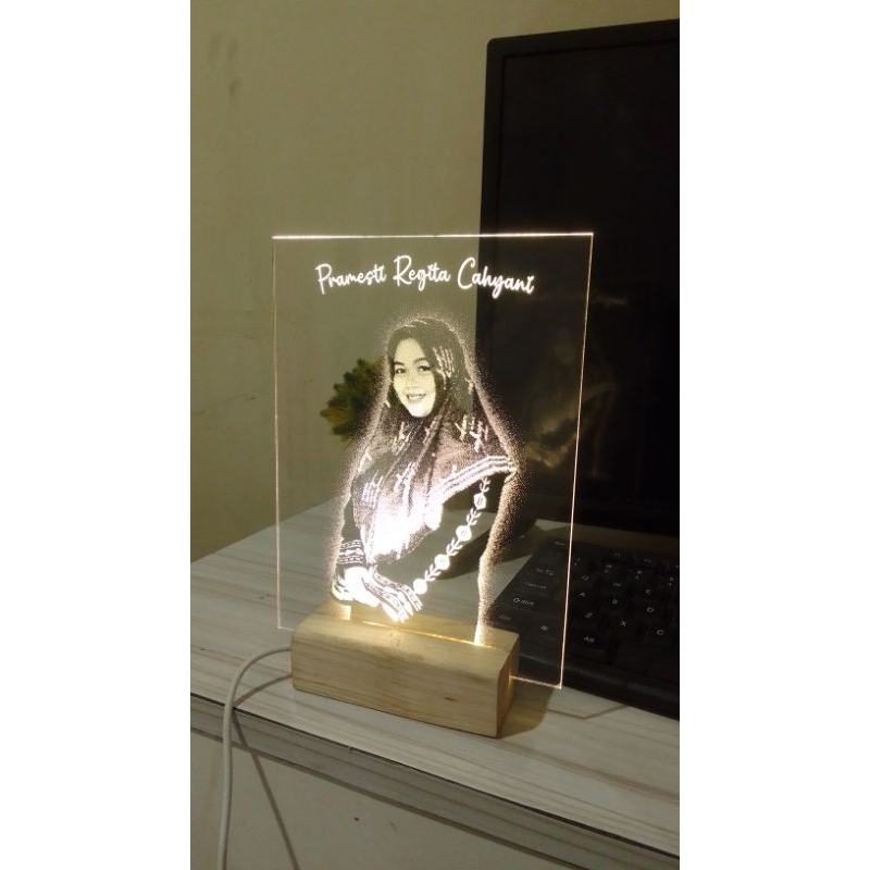 Jual Lampu Hias Photo Akrilik lampu foto akrilik led grafir foto laser ...