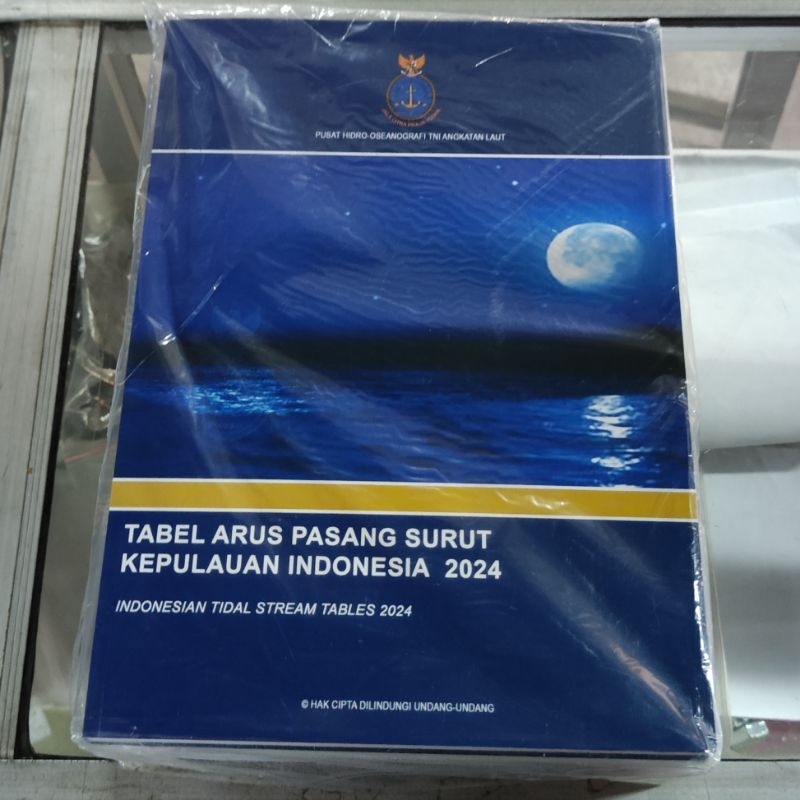 Jual Buku Tabel Pasang Surut, Almanak Nautika, Tabel Arus Pasang Surut ...