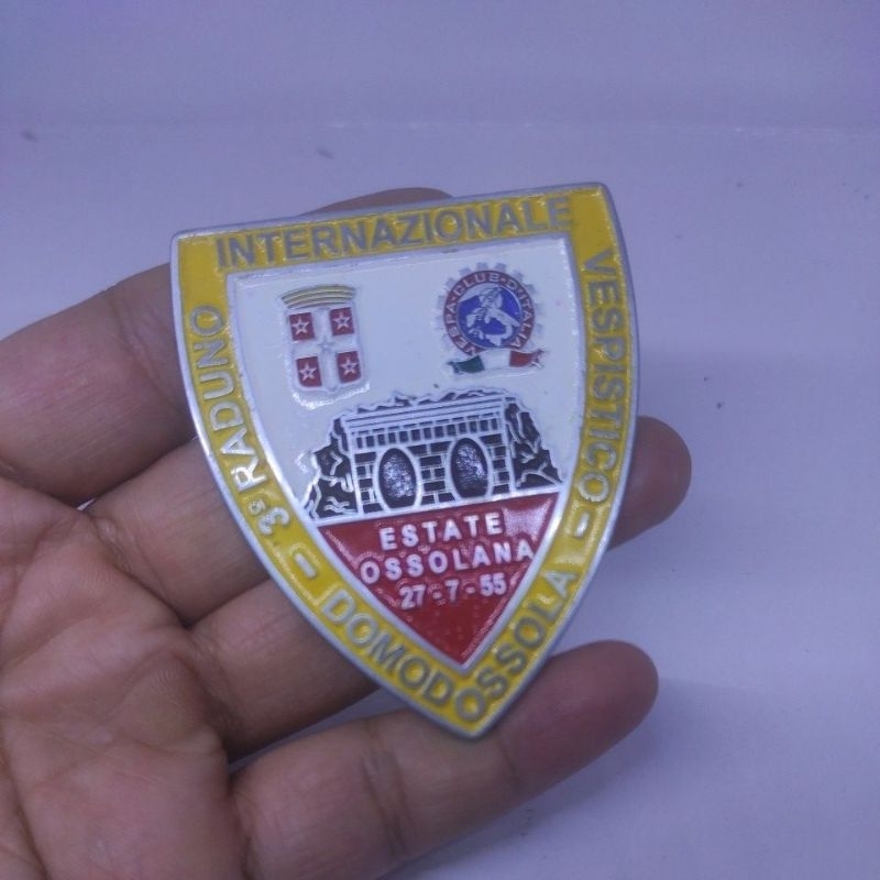 Jual Vespa Lambretta Badge Emblem Sticker Metal Vespa club Italia ...