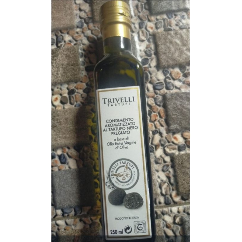 Jual trivelli tartufi nero black truffle olive oil minyak 250ml ...