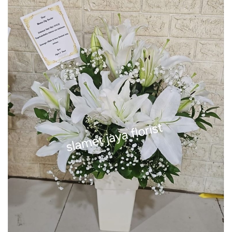 Jual rangkaian bunga Lily segar/wangi /bunga meja/anniversary | Shopee ...