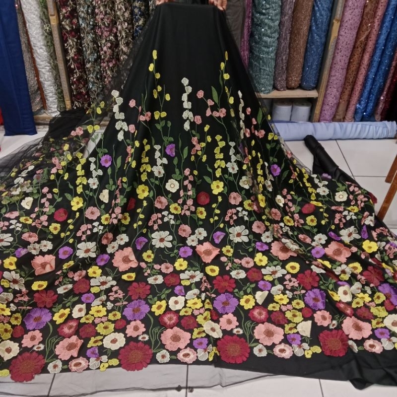 Jual Bahan Kain Kebaya Tulle Valentino Garden Bunga Timbul Tridy ...