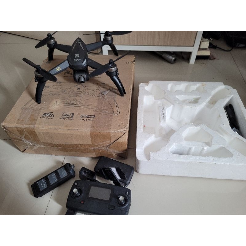 Jual drone mjx b5w 4k bekas sudah modif antena satu baterai dan remot kondisi bekas baterai ...