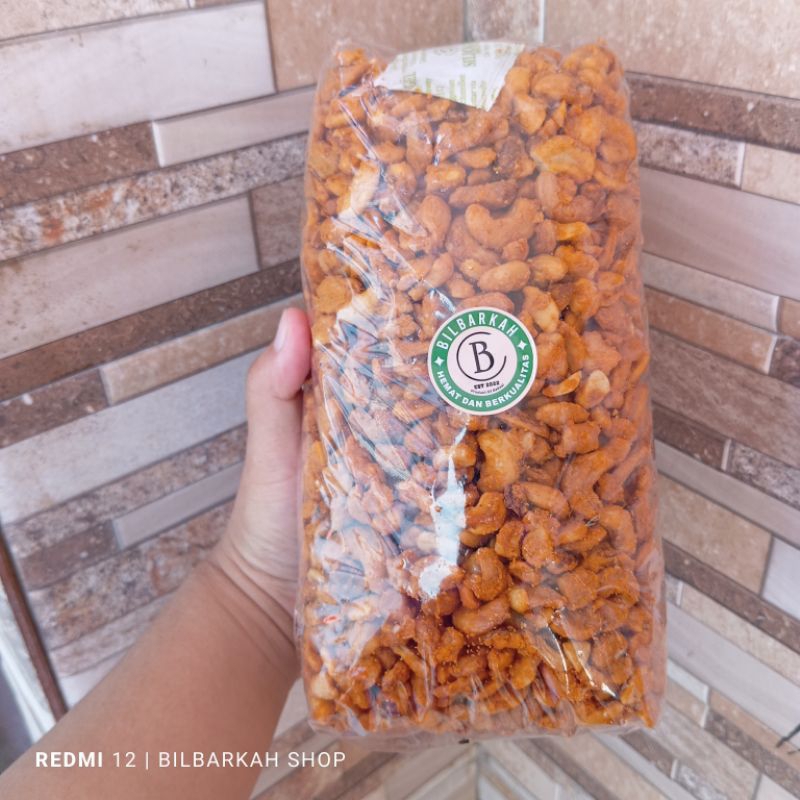 Jual Kacang Mede Pedas Thailand Daun Jeruk 1KG / Kacang Bawang goreng ...