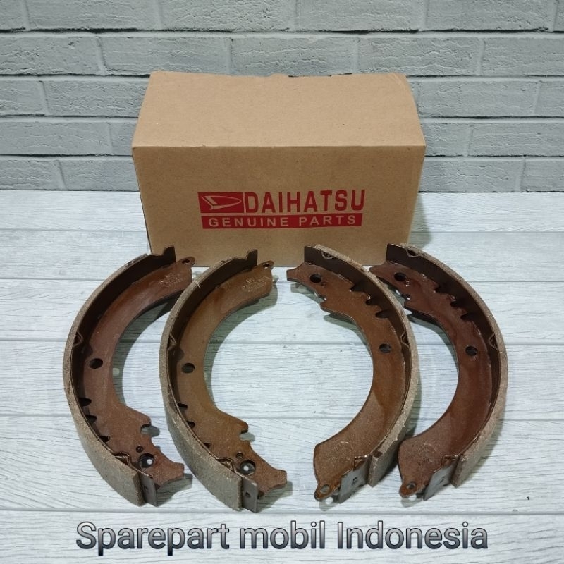 Jual Kampas Rem Belakang Brake Shoe F70 Taft Gt Feroza Original 1 Set | Shopee Indonesia
