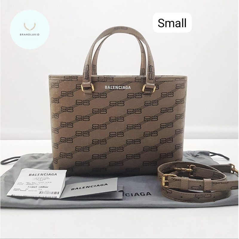 Jual Balenciaga BB Monogram Tote logo Brown | Shopee Indonesia