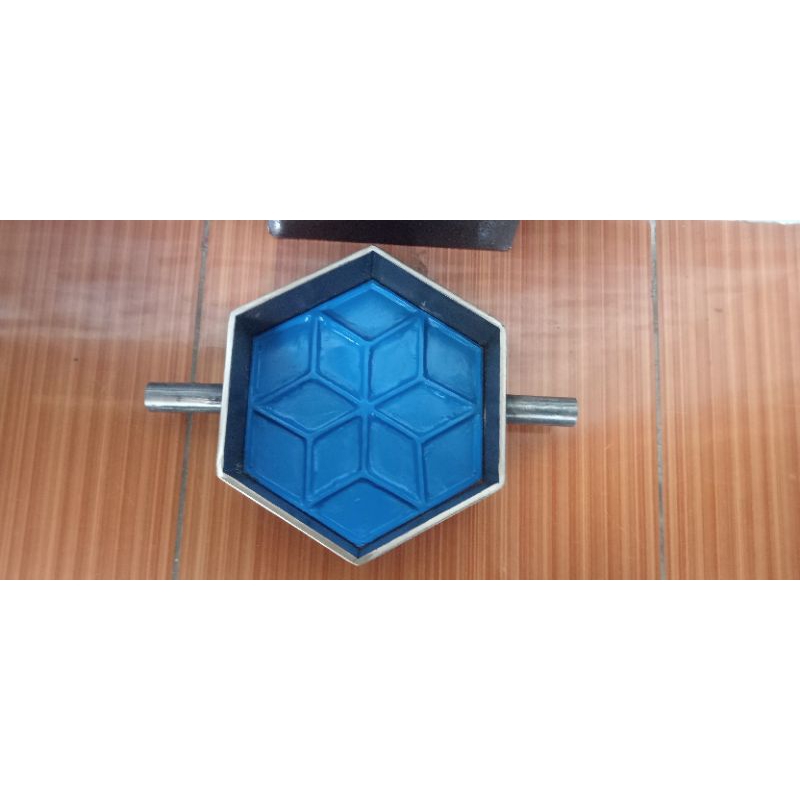 Jual cetakan paving segi 6 motif bunga 20x20x6 | Shopee Indonesia