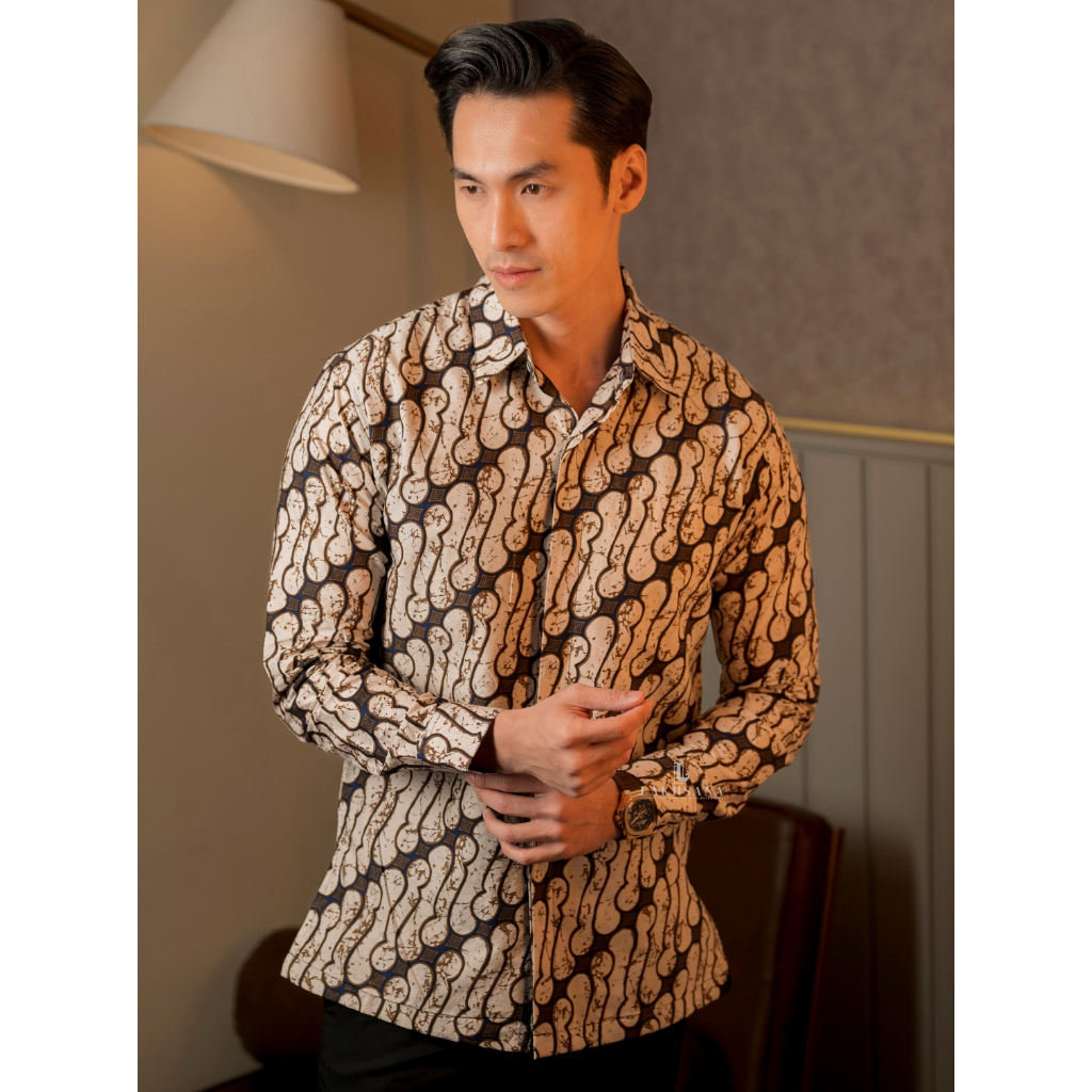 Jual Lakhsana Batik Pusaka - Kemeja Batik Premium Lengan Panjang Bahan ...