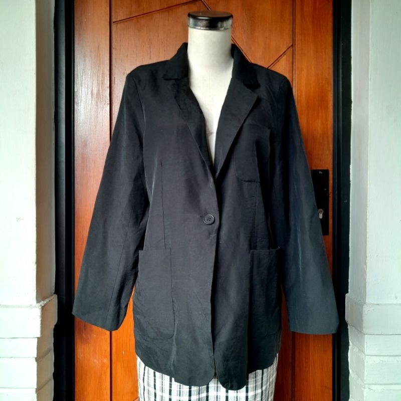Jual BLAZER HITAM/BLAZER WISUDA/BLAZER KANTOR | Shopee Indonesia
