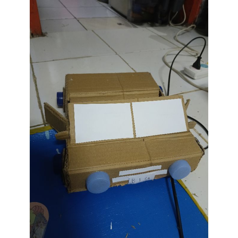 Jual Prakarya mobil mobilan / prakarya dari kardus / mobil kardus ...