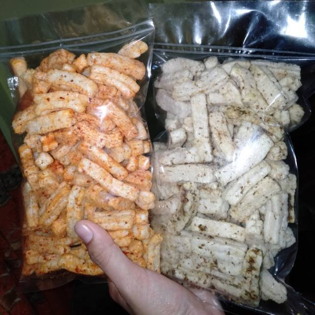 Jual [ 250gr ] Kerupuk Seblak Soto Pedas dan Cabe Ijo Pedas | Shopee ...