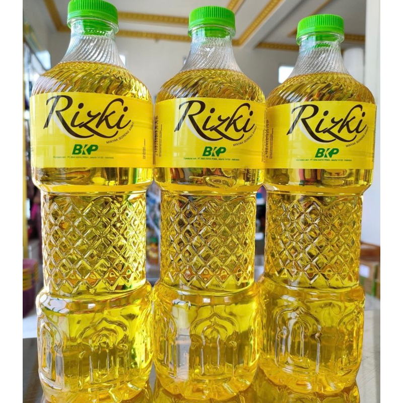 Jual MINYAK GORENG RIZKY 900ML | Shopee Indonesia