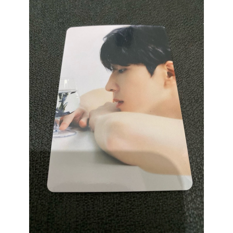 Jual PHOTOCARD WONWOO DEAR VER IS RIGHT HERE BEST ALBUM PHOTOCARD WONWOO/ BOOKLET DEAR VER ...
