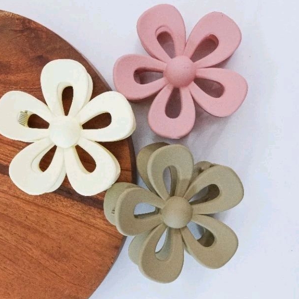 Jual JEPITAN RAMBUT BUNGA // HAIR CLAW FLOWER | Shopee Indonesia