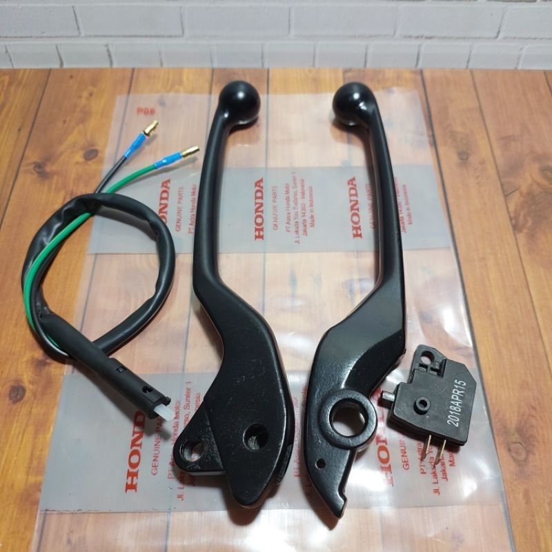 Jual paket handle rem satu set hitam plus swit rem motor honda scoopy ...