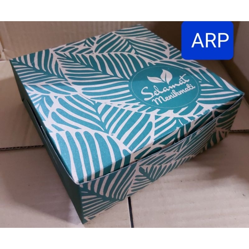 Jual Dus Craft Box Nasi Ukuran 18x18cm/Dus Craft Motif Ukuran 18x18cm ...