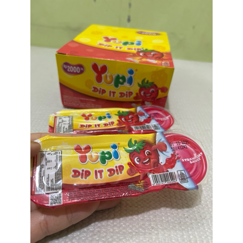 Jual Yupi Dip IT Dip Perpak 19gr x 12 Pcs | Shopee Indonesia
