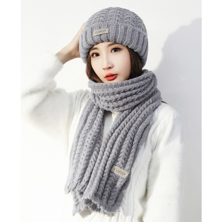 Jual Topi Kupluk dan Syal Rajut Wanita Musim Dingin / Winter | Shopee ...